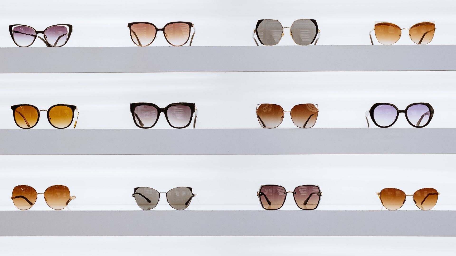 Types of frames to improve the use of formulated glasses - Vistalite